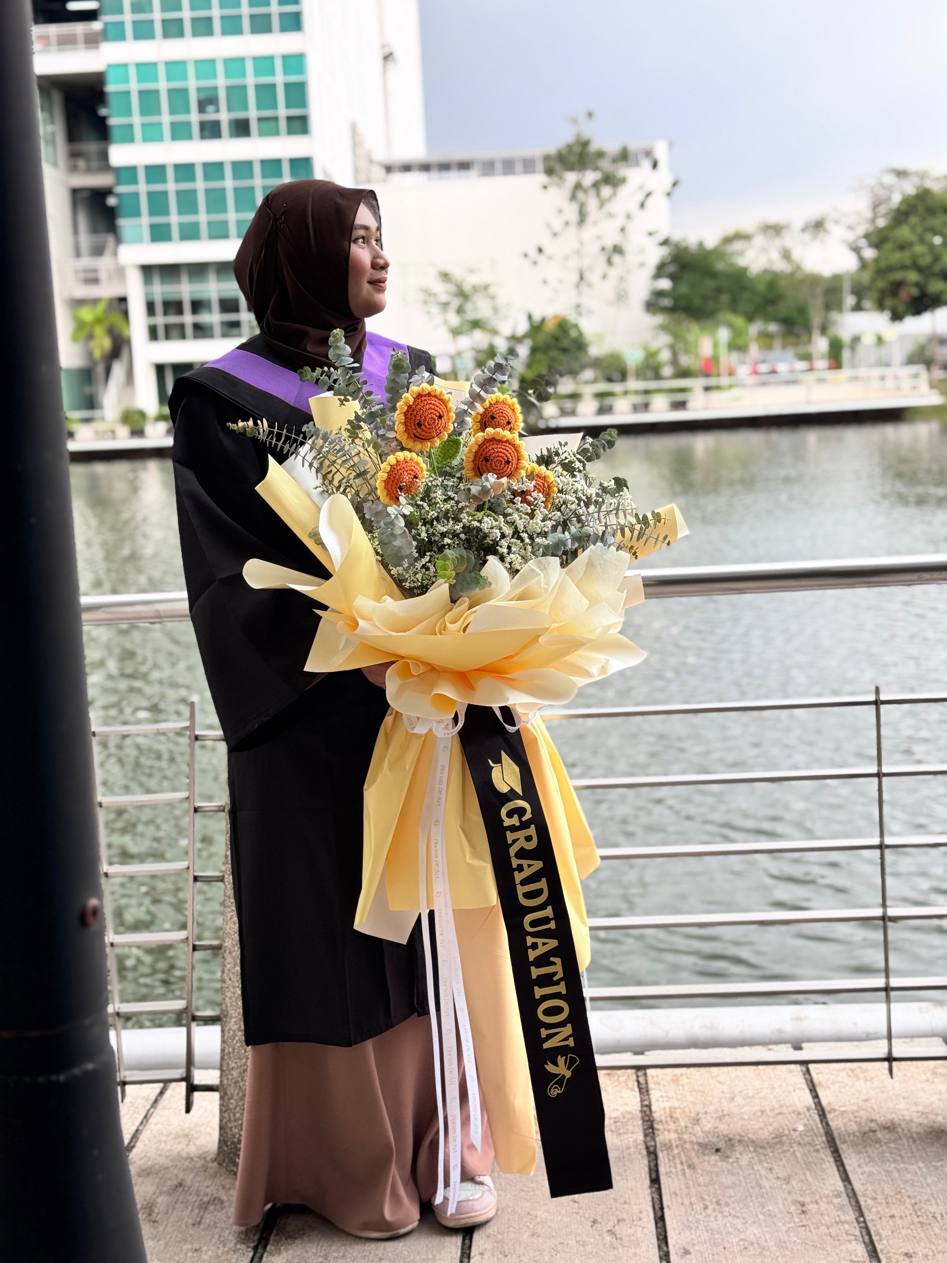 Golden Horizon – FlorismDeArt | Luxury Florist Pavilion KL