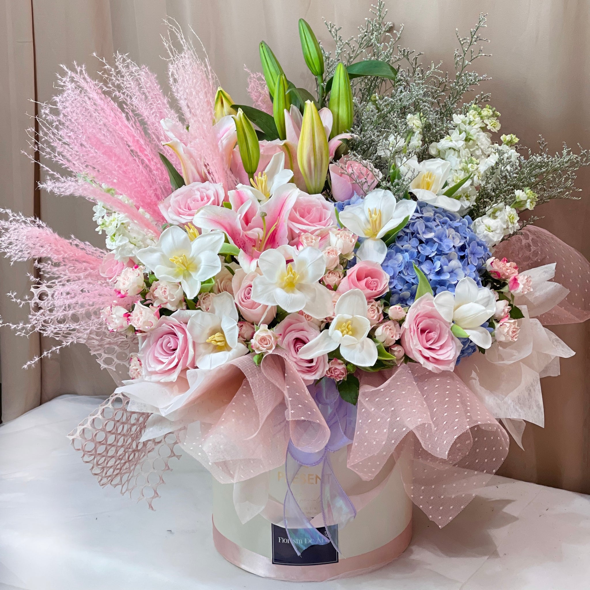 Hanbok Elegance Flower Box | Flower Box – FlorismDeArt | Luxury Florist ...