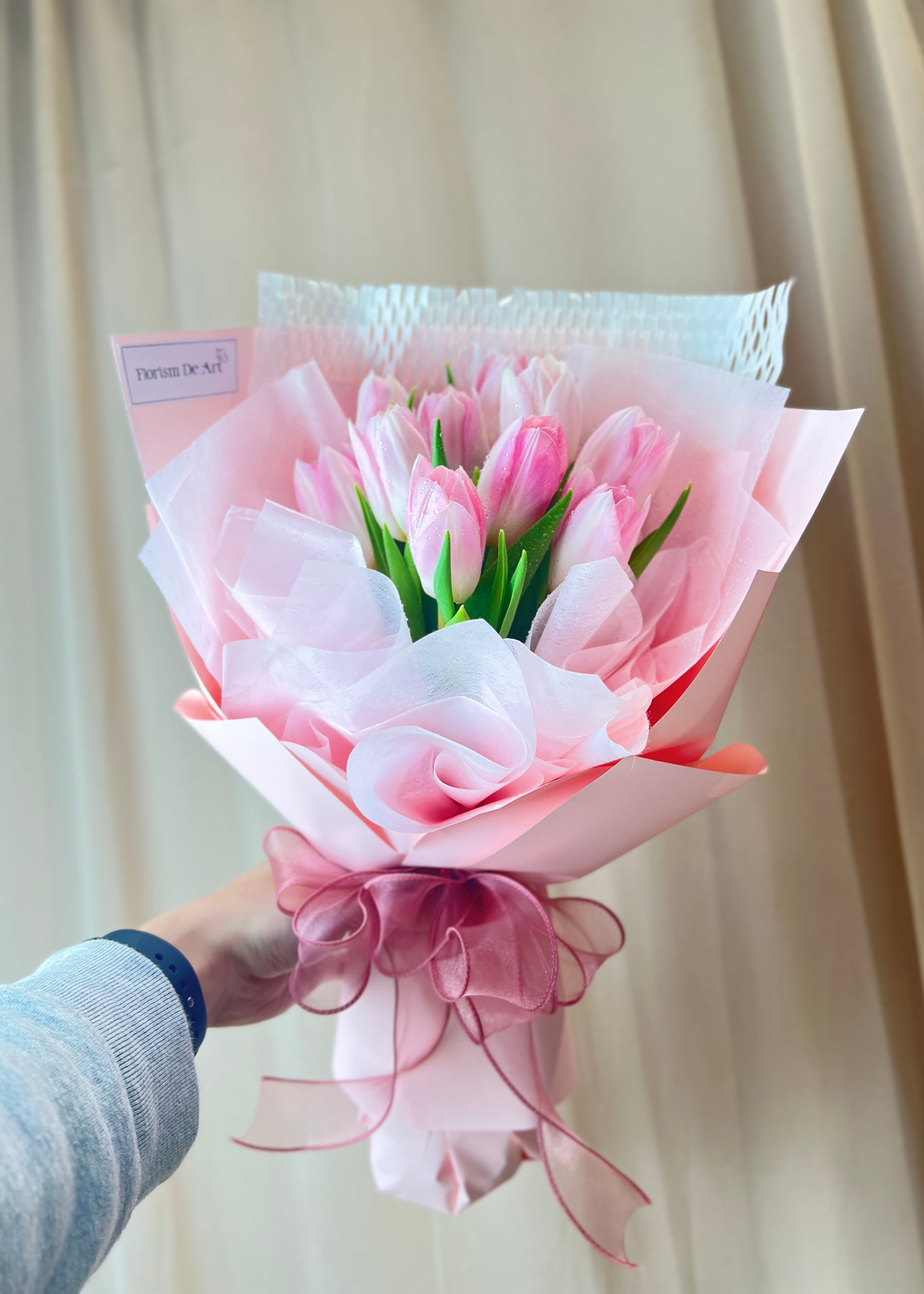 Jessabelle's Tulips | Hand Bouquet – FlorismDeArt | Luxury Florist ...
