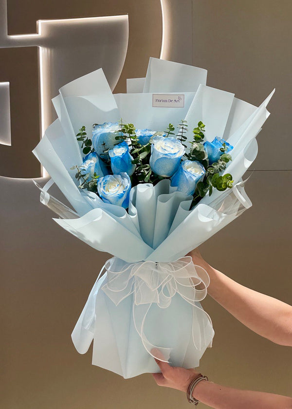 Sky Blue Roses | Hand Bouquet – FlorismDeArt | Luxury Florist Pavilion KL